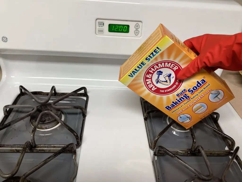 10 UNBELIEVABLE BAKING SODA CLEANING HACKS – Notes From The Porch