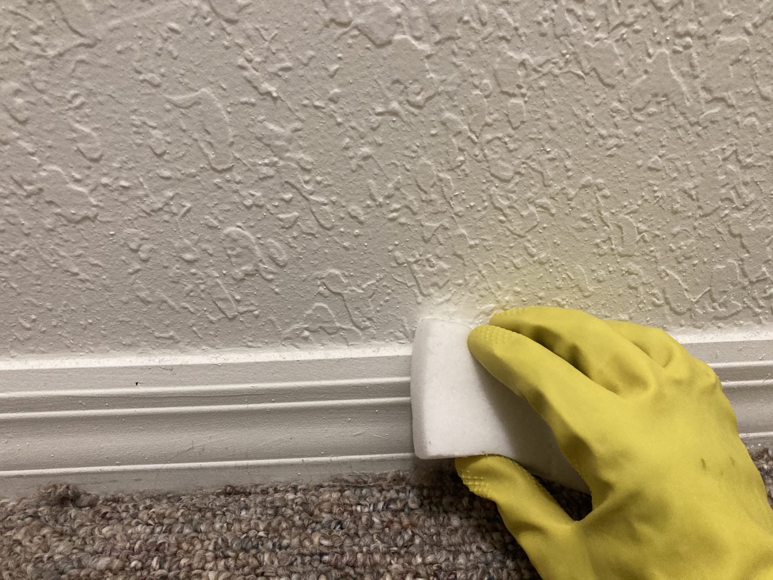 11 MAGIC ERASER CLEANING HACKS YOU SHOULD KNOW – Notes From The Porch